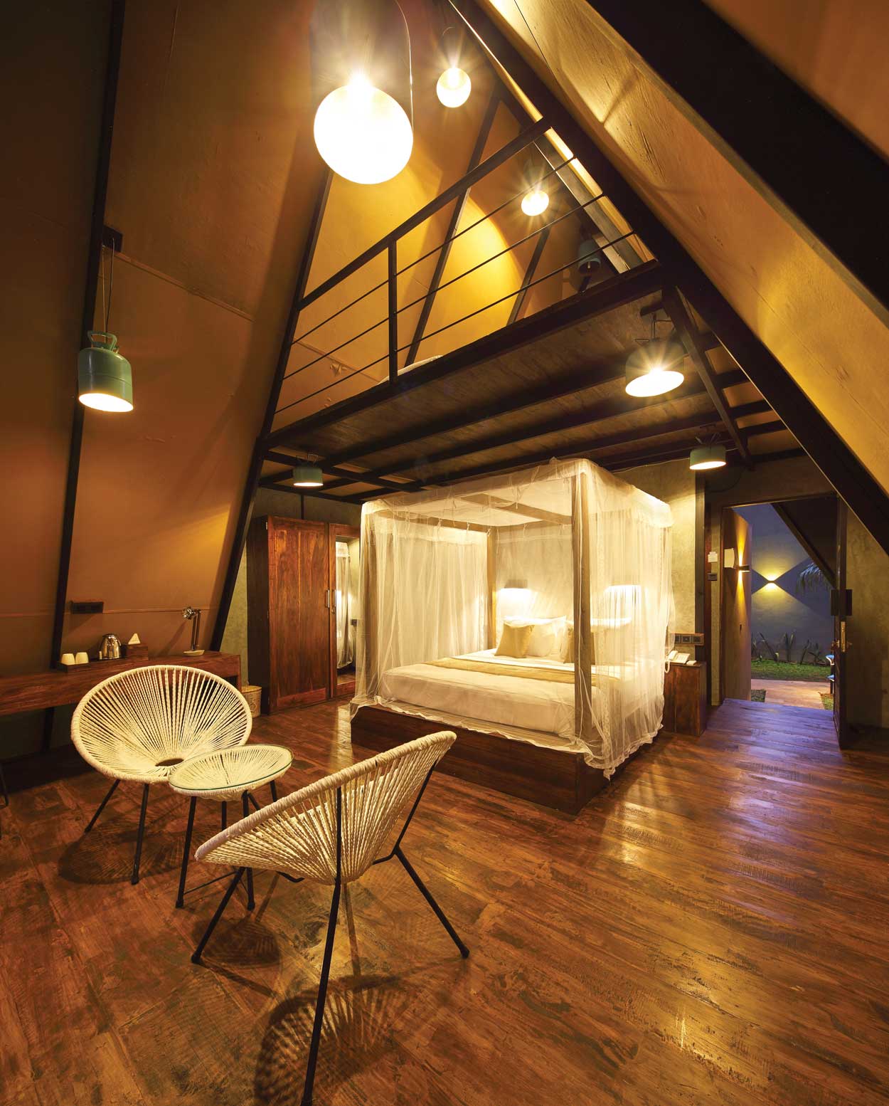 Rustic Enclosures - LIVING