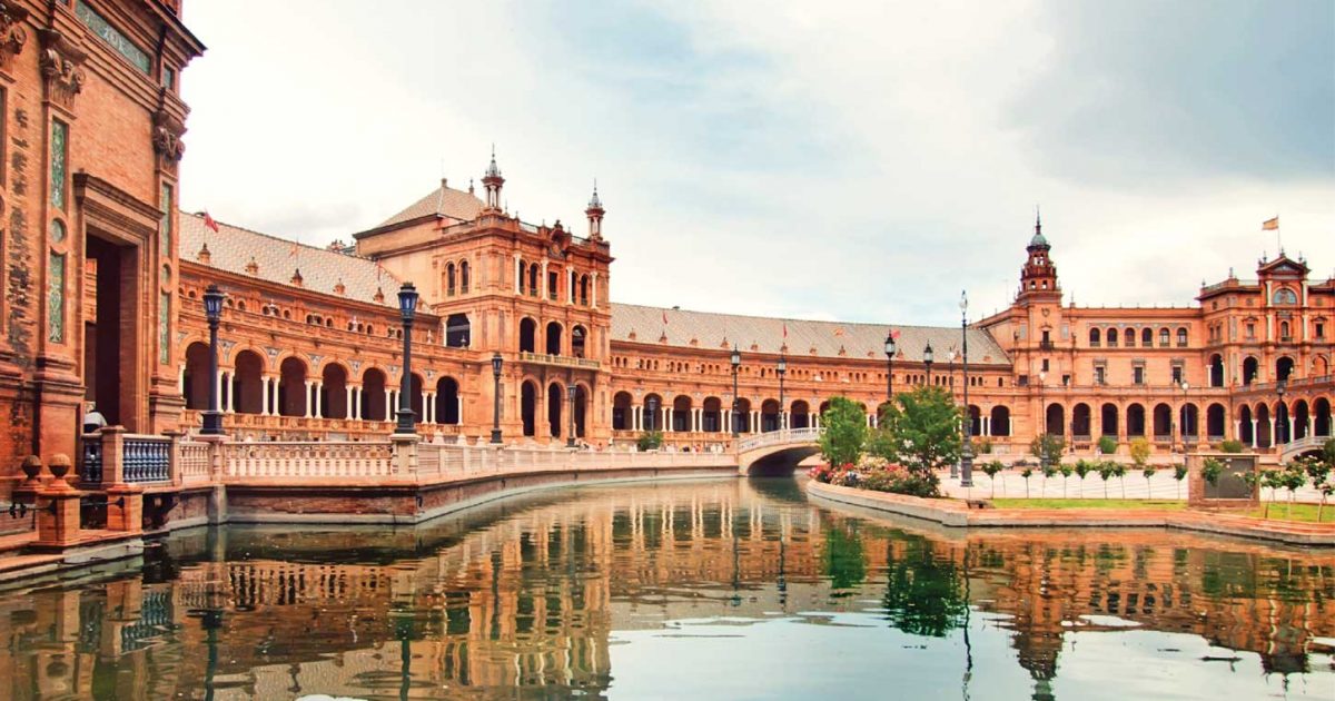 Spanish Fiesta - LIVING