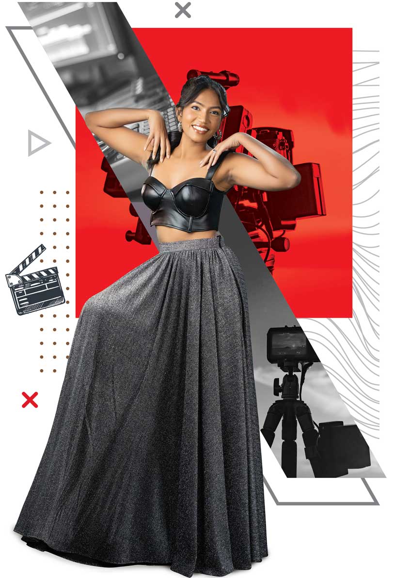 Inside Story - LIVING